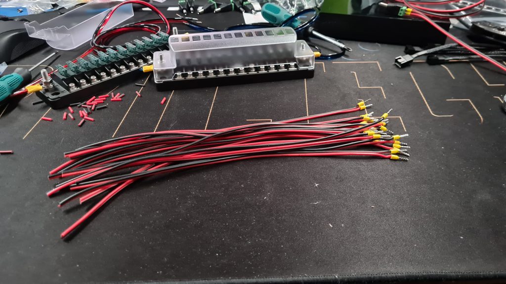 Lots of External HDD on a single Power Supply - Intermittent Technology